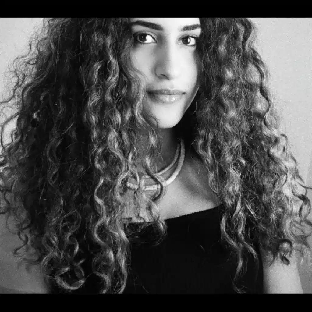 ‏اغنية دنيا وائل بيكيا (مع الوايلى) Donia Wael - Bekya (feat. EL Waili) | استماع على أنغامي